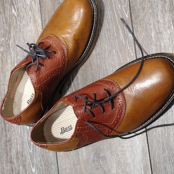 Bass | Shoes | Bass Two Tone Brown Leather Oxford Saddle Shoes Size 75 ...